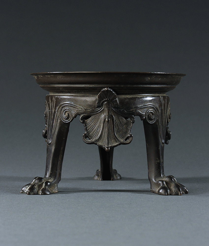 Grand Tour Bronze Tripod Stand. Grand Tour Bronze Tripod Stand.