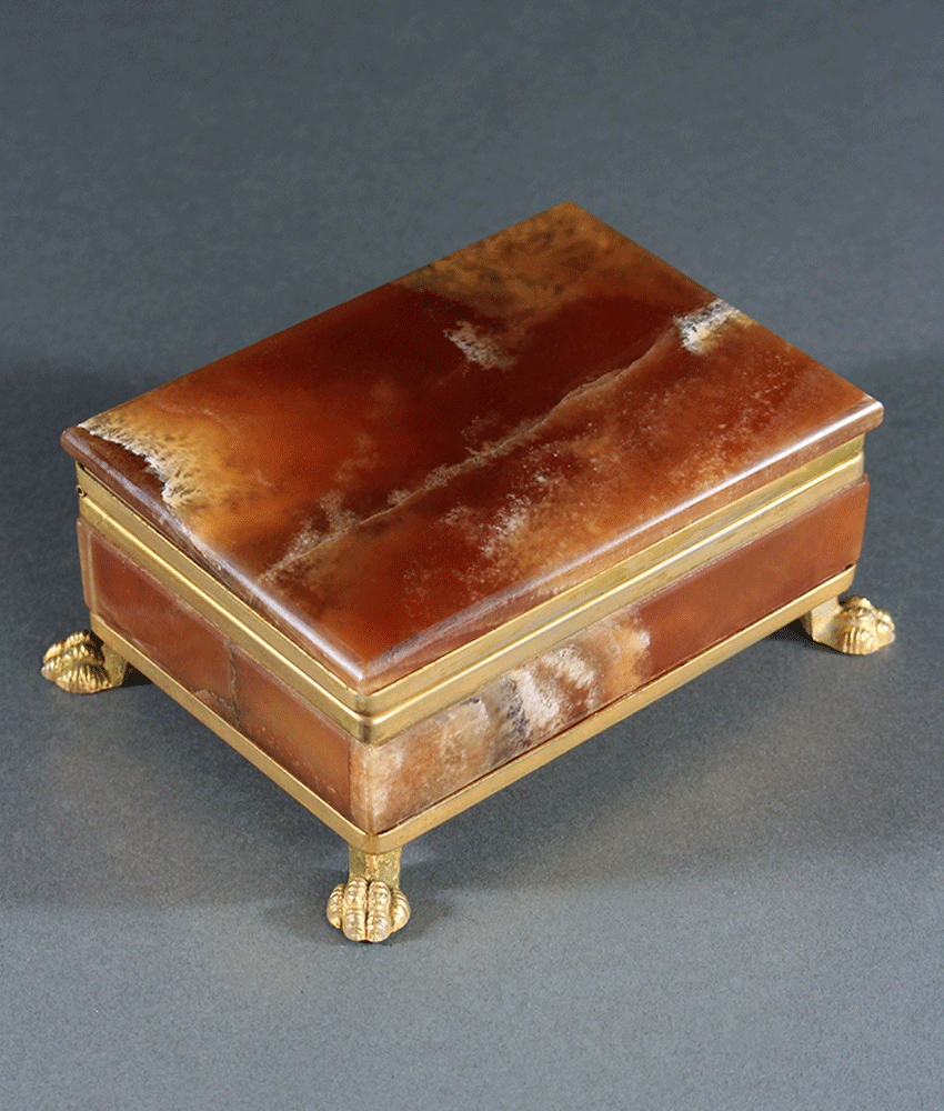 Large Carnelian Agate Box.